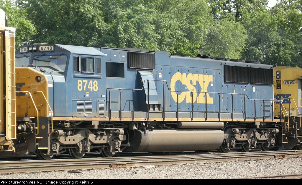 CSX 8748